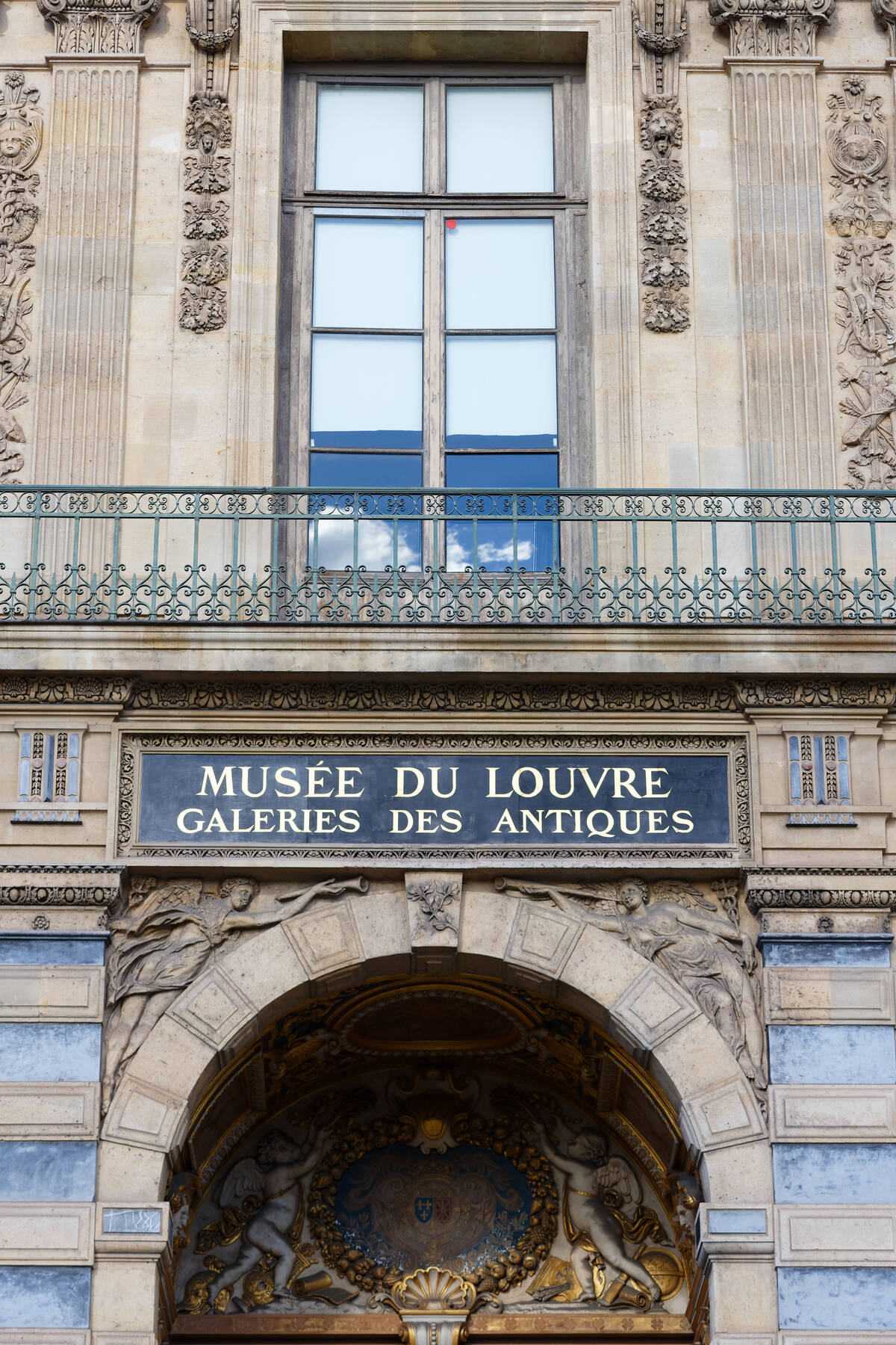Lessons from the Louvre Heist: How Cybercriminals Think… | Coalfire